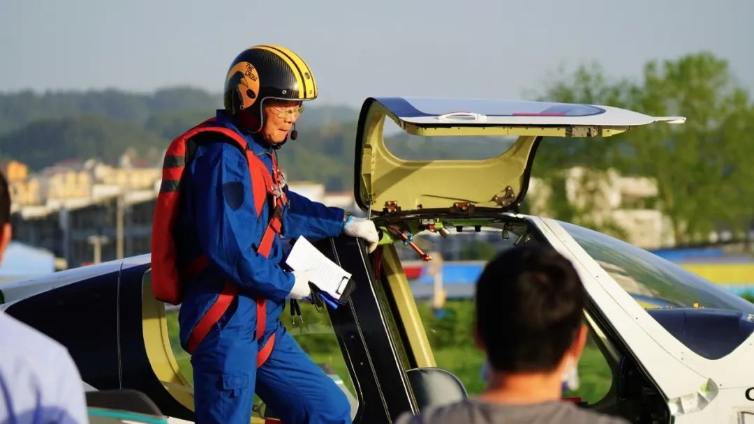 中国自主研制飞机型号GA20完成尾旋试飞